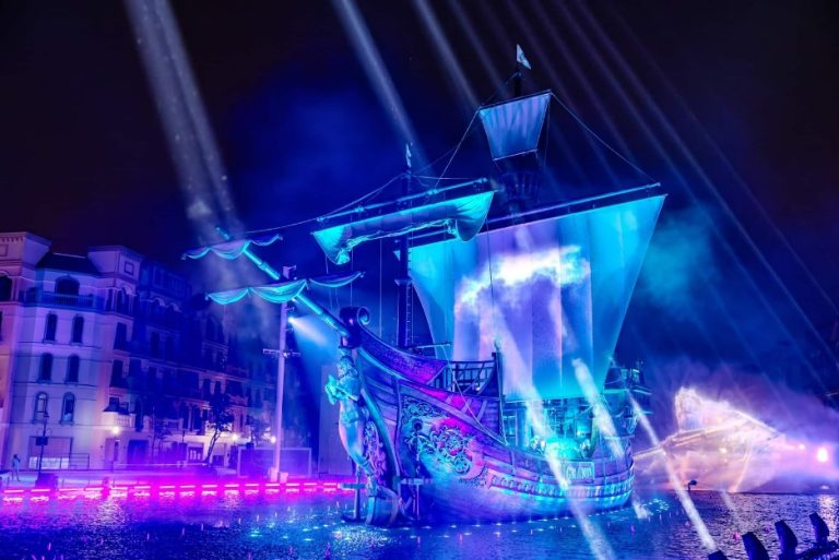 Grand World có gì? Địa chỉ, thời gian mở cửa, giá vé